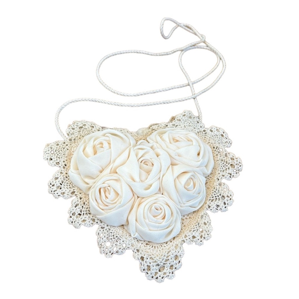 Vintage Heart-Shaped Ivory Crochet Evening Bag W/Ivor… - Gem